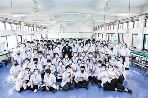 ไขข้อสงสัย โรงเรียนเตรียมแพทย์ โรงเรียนเตรียมวิทย์พัฒนา กทม โรงเรียนที่เป็นกระแสที่นิยมใน