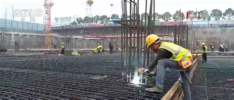 7399亿！金融工具资金支持重大项目 加快形成实物工作量中安新闻中安新闻客户端中安在线