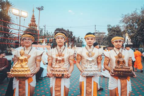 พ ร ะ พุ ท ธ สิ หิ ง ค์ เ พ พัดยศ สมณศักดิ์พระสงฆ์ไทย