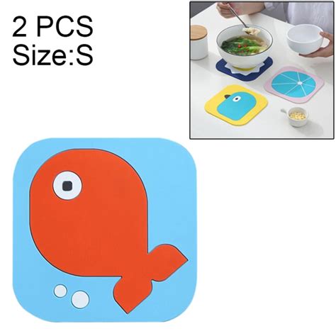 2 Pcs 크리 에이 티브 만화 절연 패드 홈 다이닝 매트 코스터 실리콘 안티 스케일링 보울 매트 크기 S 물고기