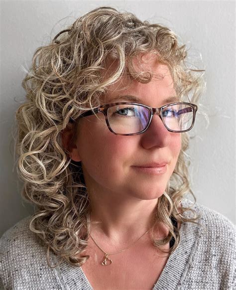 40 Trendy Curly Bob Hairstyles To See Before You Decide Artofit