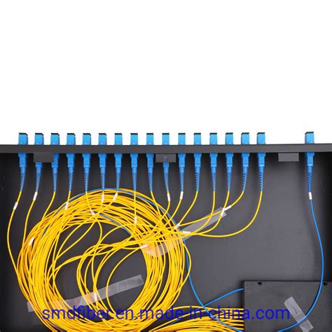 Ftth Core Sc Fc St Lc Odf Patch Panel Splicing Terminal Box Fiber Optic Patch Panel Plc