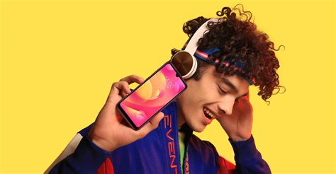 Xiaomi Mi Play: смартфон с двойной камерой за $159