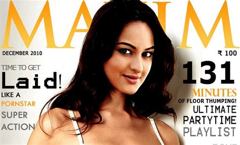 Celebund Sonakshi Sinha In Bikini