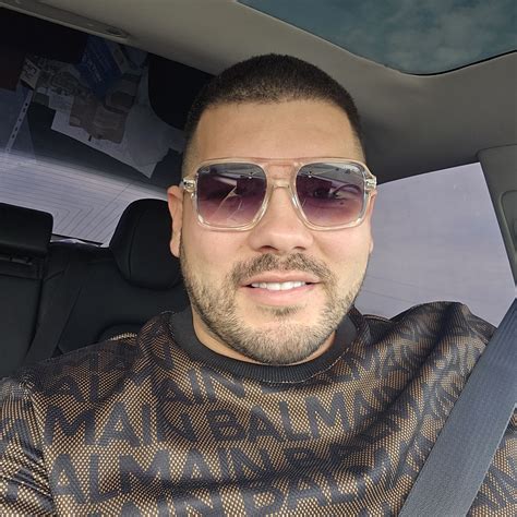 Предлагам двустаен апартамент в ж к Витоша района до Студентски град Комфортен и уютен