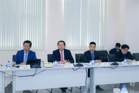 ឧកញ៉ា តែ តាំងប៉៖ ការហូរចូលផលិតផលក្រៅស្រុកច្រើនពេកធ្វើឱ្យទំនិញក្នុងស្រុកពិបាកចរាចរ