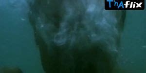 Barbara Schulz Butt Breasts Scene In Les Textiles Tnaflix Com