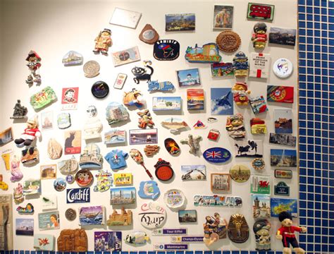 Процесс работы над логотипом и фирменным стилем «Джи-эс-эль»