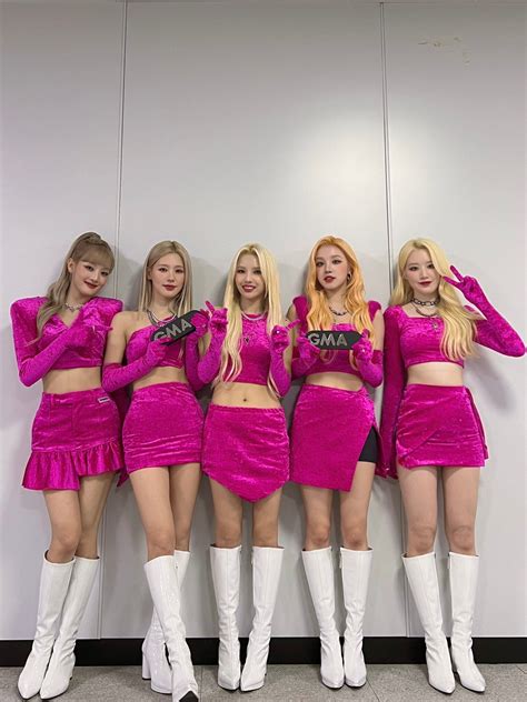 221108 G I Dle Twitter Update Kpopping