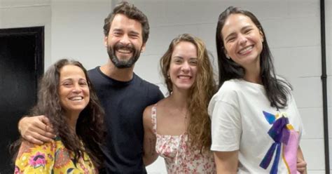 Willian Mello Compartilha Momento De Estudo De Reis Com Karen Marinho E