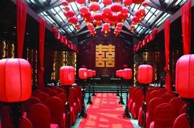 中國式國慶節結婚擺酒 旅遊拍人頭 情人節 每日頭條