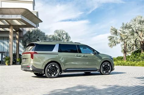 The All New 2025 Kia Carnival A Quiet Launch In Vietnam With A Starting Price Tag Of Over 100