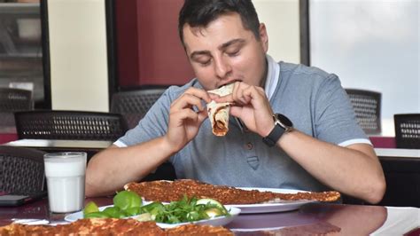 Gaziantep Ve Şanlıurfanın Paylaşamadığı Tescilli Lezzet Lahmacun