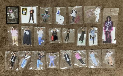 笹森裕貴 アクスタ アクキー 缶バッジ まとめ売り メルカリ