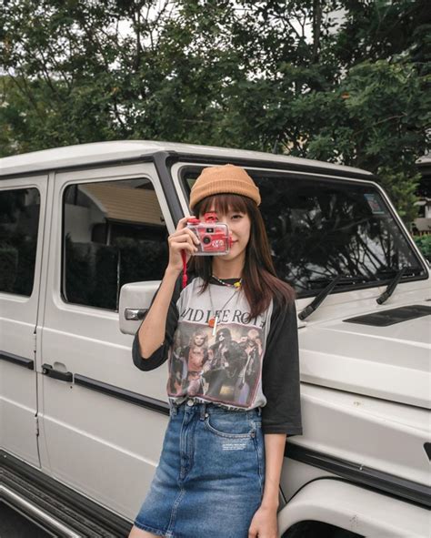 20 ไอเดียการแต่งตัวลุคเท่ๆ คูลๆ สไตล์ แก้ว จริญญา แฟชั่นนิสต้าสุดแนว The Bangkok Insight