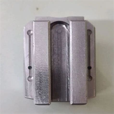 Cast Iron L Shape Chuk Jaw Carrier For To Hold The Tool Or Workpiece At ₹ 450 Piece In Bengaluru