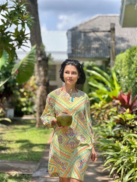 Thandar Hlaing သန္တာလှိုင် Thandar Hlaing သန္တာလှိုင်