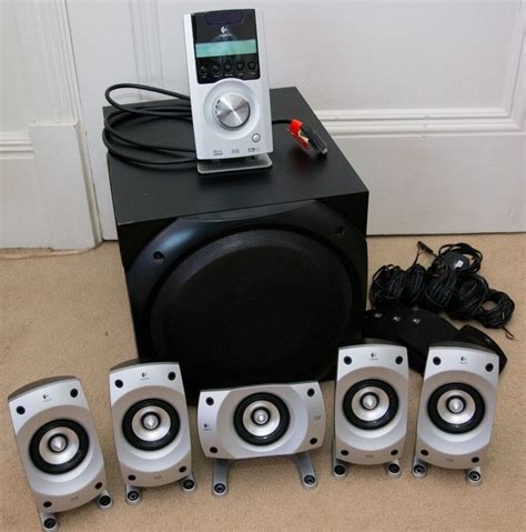 Logitech Z Computer Speakers Thx Certified With Sub Woofer In Great Condition In