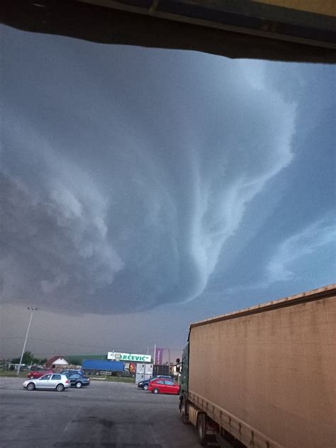 БИЉАНА ВРАНЕШ ОТКРИВА КАД ПОПУШТА ЛУЦИФЕР У Србији никад топлије Dnevnik