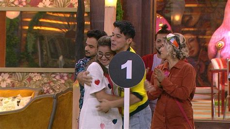 Bigg Boss Ott Day 4 Update Divya Agarwal And Zeeshan Khan Are The New