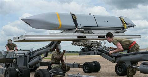 Ракеты Jassm и Jsow Er Трамп готовит поставки Украине дальнобойного оружия