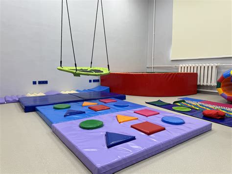 У Києві відкрили освітньо реабілітаційний центр для людей з порушеннями зору