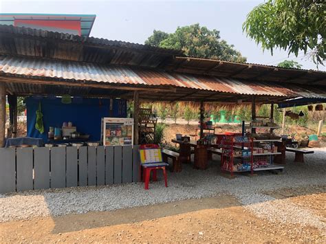 เจ้อิ๋วก๋วยเตี๋ยวไก่มะระ จังหวัดเลย