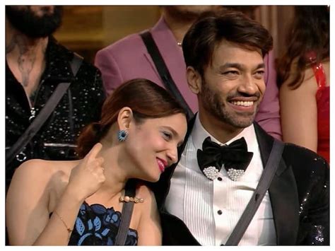 Bigg Boss 17 Video Of Ankita Lokhande Vicky Jain Getting Intimate