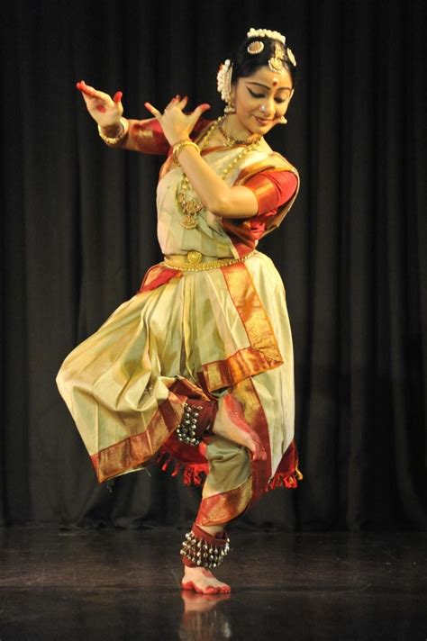 Indian Classical Dance Bharatanatyam Poses