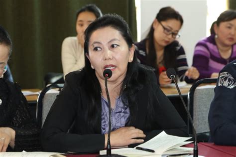 ӨСВӨР НАСНЫ ХҮҮХДҮҮДИЙГ ХОРТ ЗУРШЛААС УРЬДЧИЛАН СЭРГИЙЛЭХ ТУХАЙ ЗӨВЛӨЛДӨВ