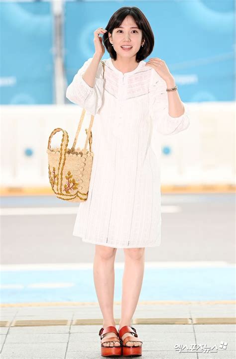 Park Eun Bins Feet