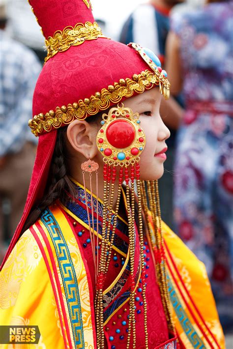 Үндэсний хувцсаа хэрхэн Үндэсний хувцасны соёл хэрэглээ