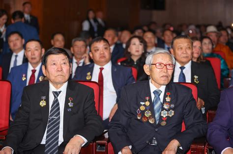 У Хүрэлсүх Сэргээгдэх болон цэвэр эрчим хүчний эх үүсвэрийг нэмэгдүүлэх шаардлагатай байна