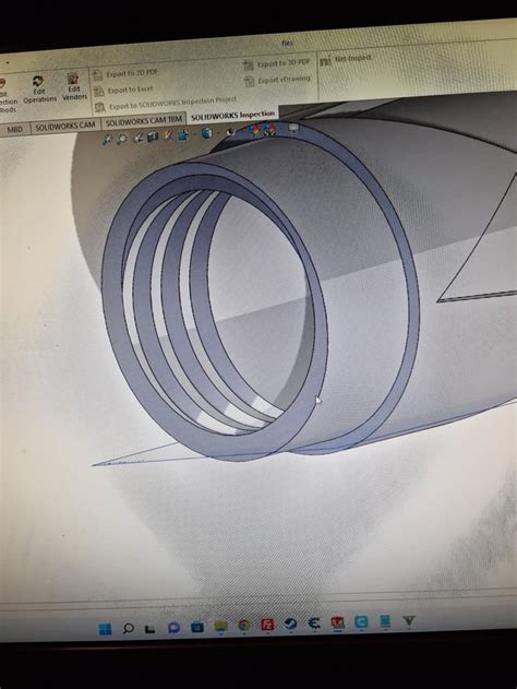 Can Anybody Help I Try To Make The Thread Good But I Dont Know What I Do Fault R Solidworks