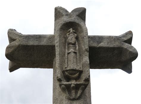 무료 이미지 기념물 동상 석상 미술 시원한 이미지 주춧돌 돌 조각 비 건축물 4200x3126 476936 무료 이미지 Pxhere