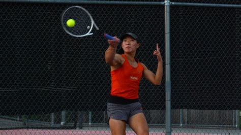 Emily Zhang Takes Down Regional No 7 As Caltech Womens Tennis Hosts Cms California Institute