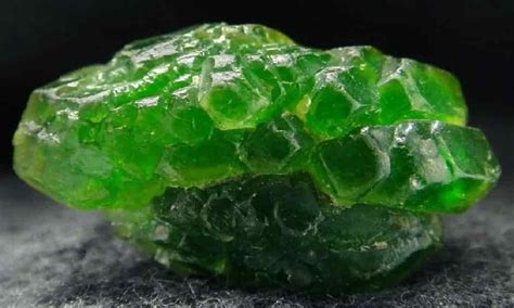 Зеленый Драгоценный Камень Название Фото — Фото Картинки