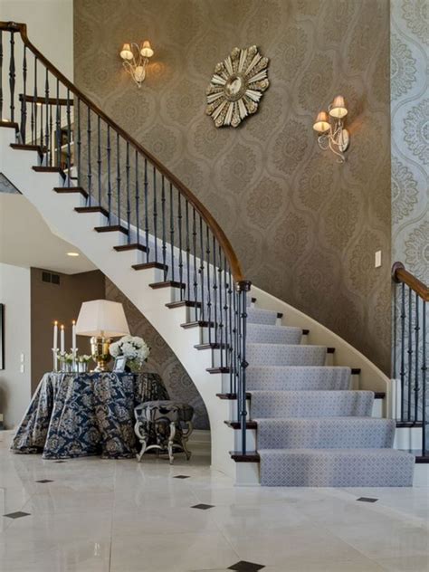 15 Awesome Arranging Pictures On A Stair Wall Ideas — Freshouz Home