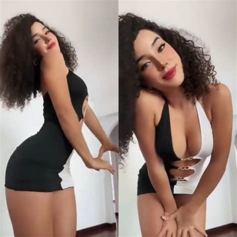 Name This Girl With Curly Hair 1481960 ›