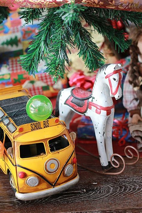 игрушки сфер рождества предпосылки изолированные стеклом белые Стоковое Фото изображение