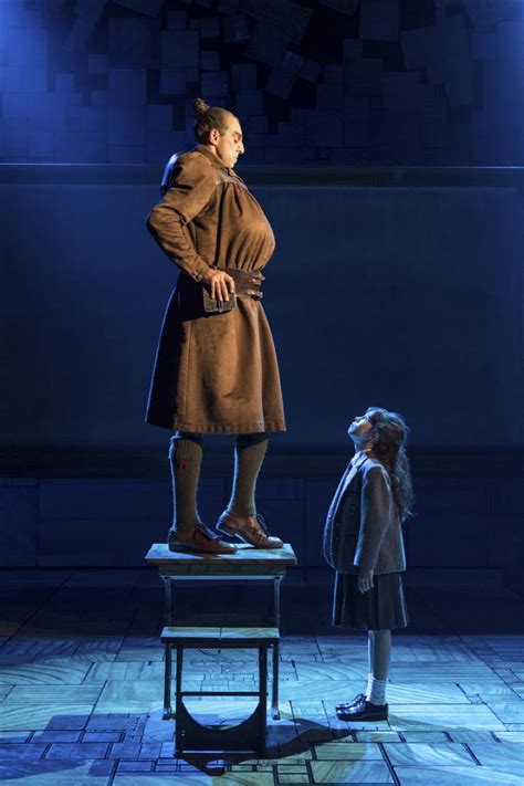 뮤지컬 마틸다 마지막 공개 오디션 실시 명의 마틸다 포함 명 아역배우 최종 선발 서울경제