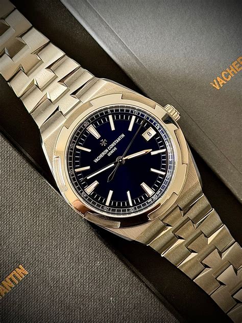 2024 Vacheron Constantin Overseas Blue Dial 4520v 110a B128 Full Se