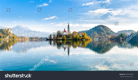 Lake Bled 36687개가 넘는 로열티 프리 라이선스 대상 스톡 사진 Shutterstock