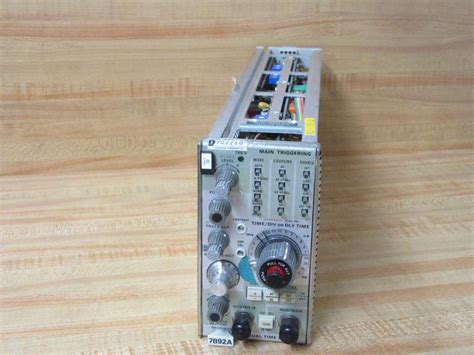 Tektronix 7b92a Dual Time Base Instruction Manual Inc Tektronix 7426801485427 Books