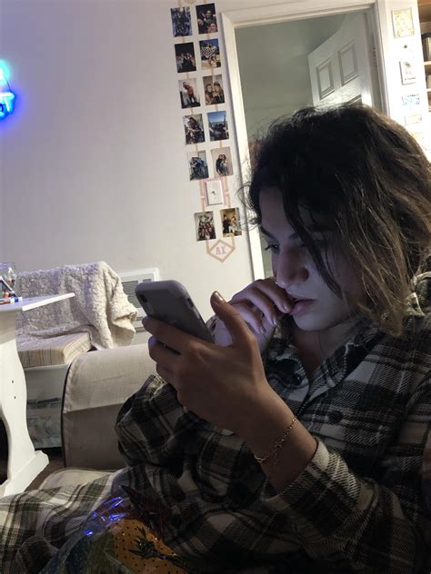 My Gf Finally Downloaded Reddit After A Year Of Hearing Me Talk About