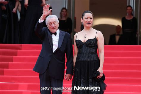 “트럼프 속물” 비판한 로버트 드 니로 41살 연하 ♥여친과 칸 레드카펫 참석