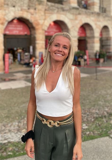 Julia Simic Hot Soccer Girls