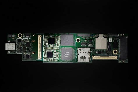 Intels 3d Lakefield Chips Arrive For Foldables And Ultrathin Laptops