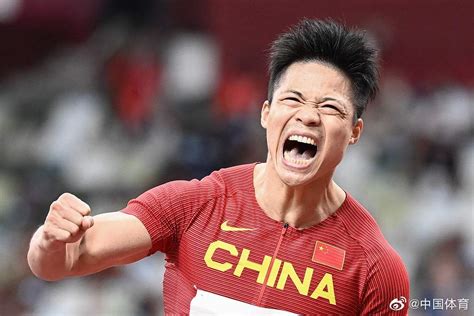 中国运动员的拼搏精神永不消退，向为国争取荣誉，不断突破自我……