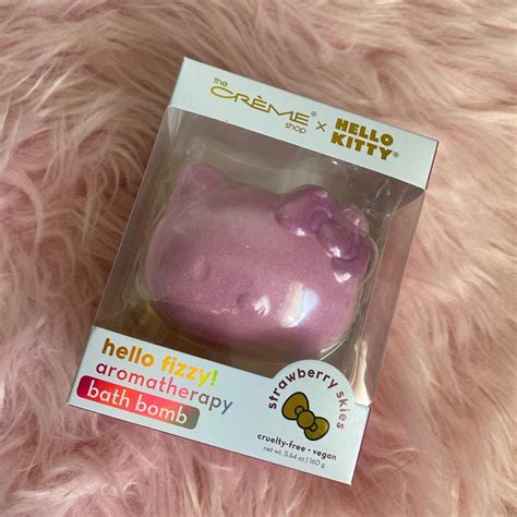 Hello Kitty Bath Fizz 🎀 🍓🎀 • Strawberry Scented Depop